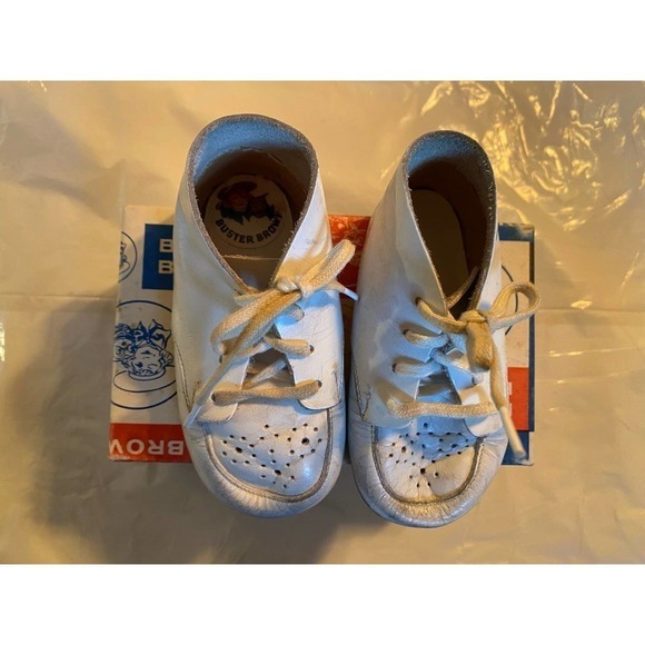 Buster Brown | Shoes | Vintage Buster Brown White Leather Baby Toddler ...
